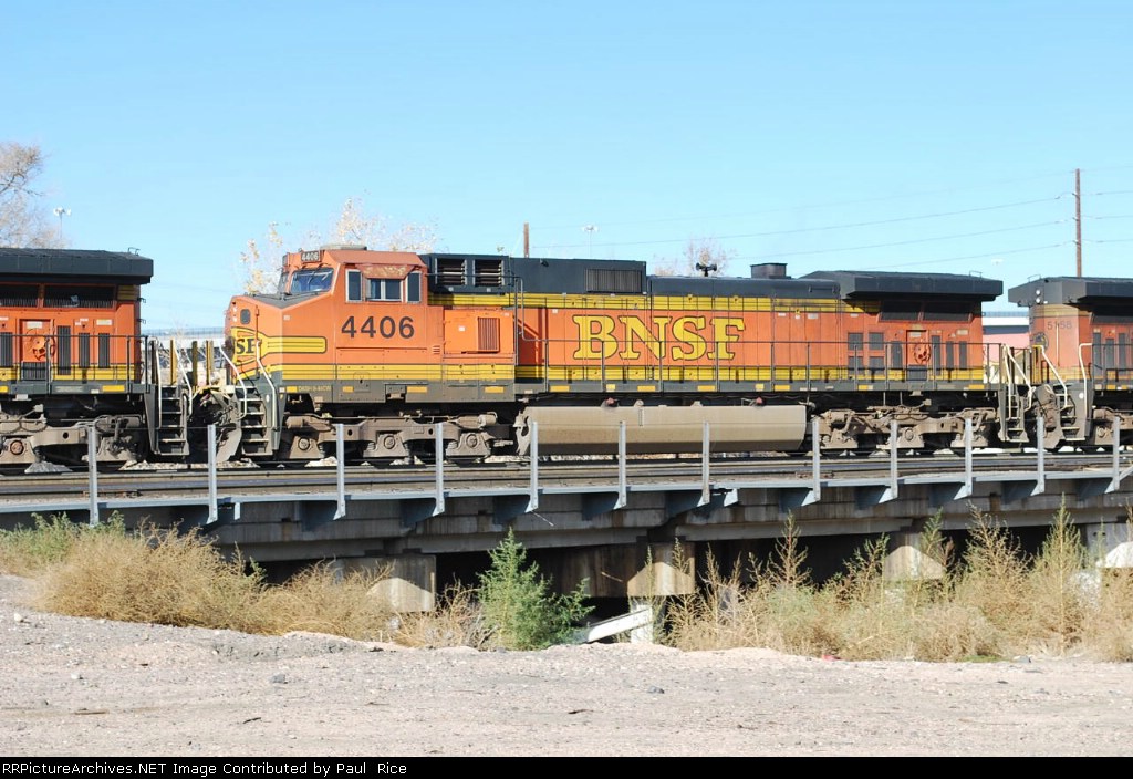 BNSF 4406